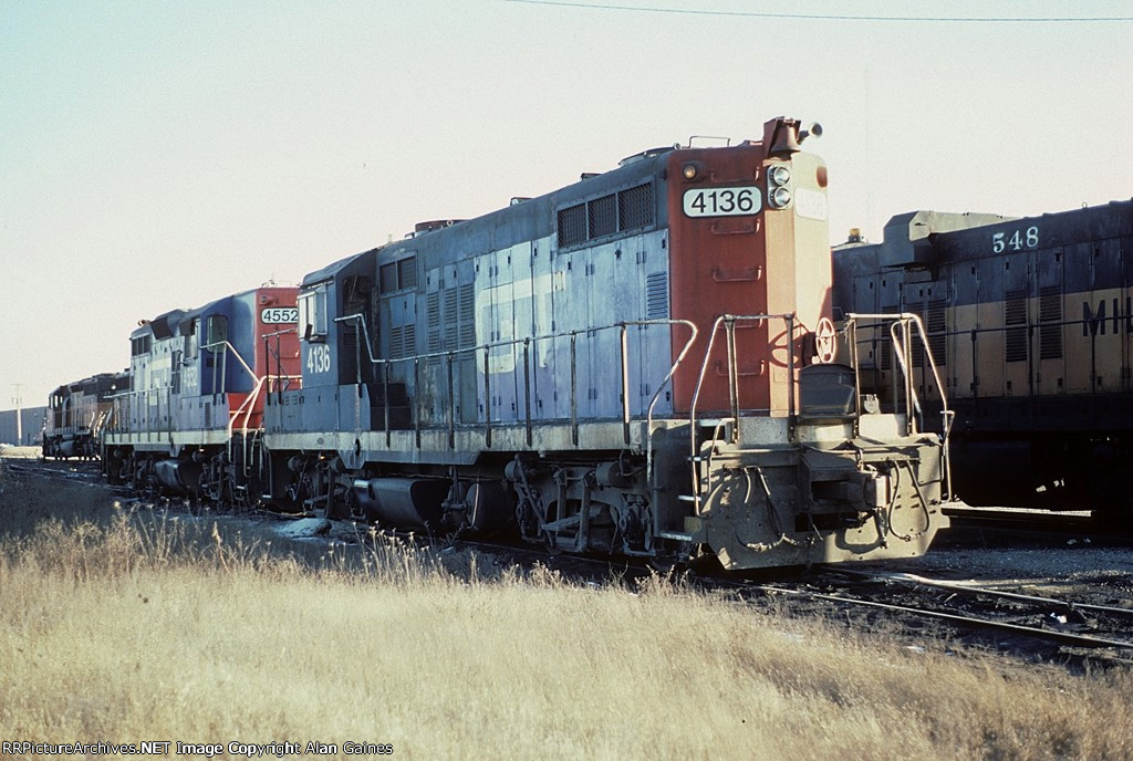 GTW GP9 4136